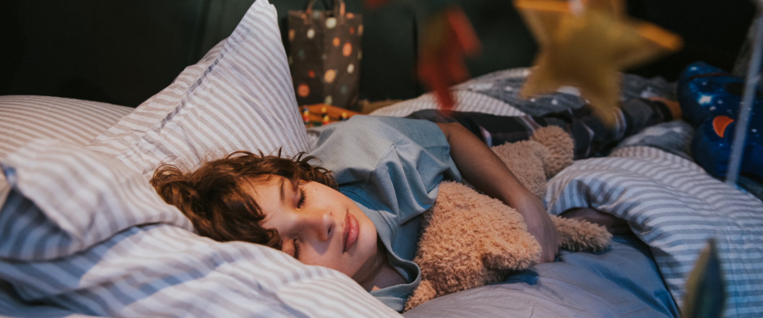 Menicon Bloom Night: Orthokeratology lenses for myopia management ...